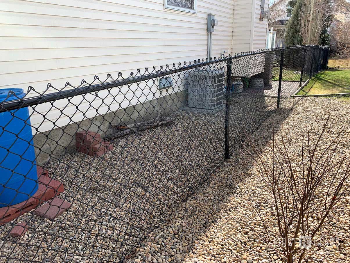 Chainlink Fencing in Calgary | First Class Fencing