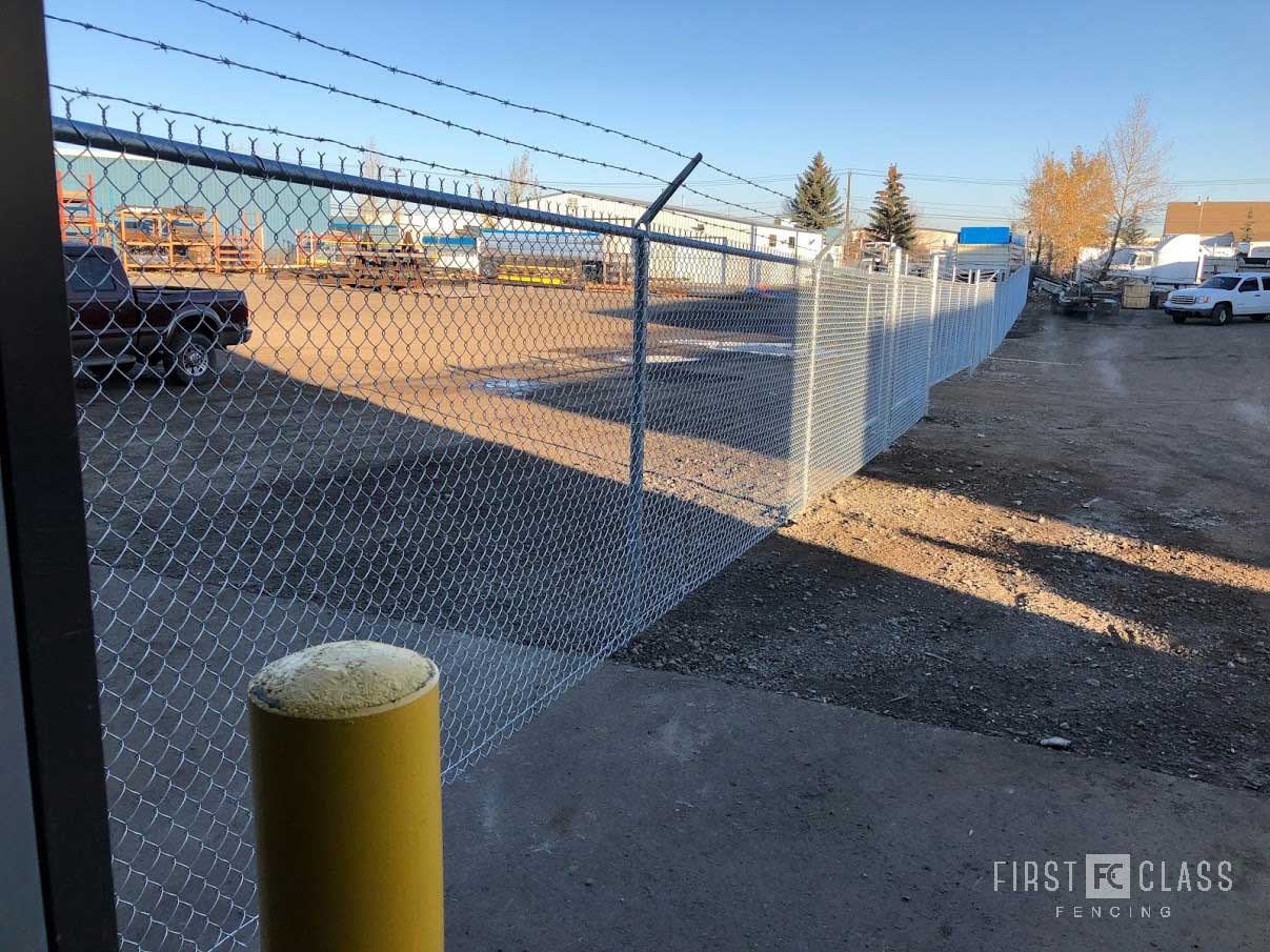 Gallery | First Class Fencing | (403) 991-5995 | T2C 2A8