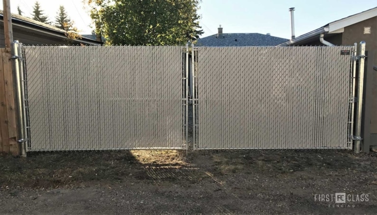 Chainlink Fencing in Calgary | First Class Fencing